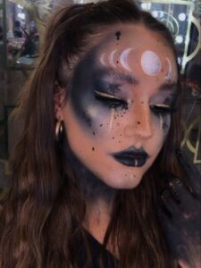 25 Epic Witch Makeup Ideas That Will Cast a Spell on Everyone | Kbeauty ...