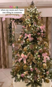 25+ Pink Christmas Tree Decorations That Are Holiday Magic IRL ...
