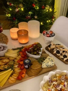 25+ Jaw-Dropping Christmas Party Foods for an Epic Holiday Bash ...