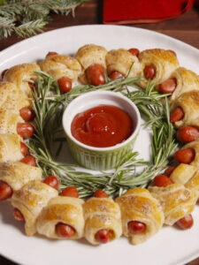 25+ Jaw-Dropping Christmas Party Foods for an Epic Holiday Bash ...