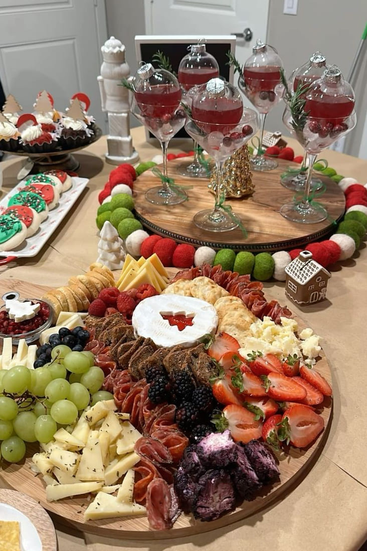 30+ Insanely Fun Christmas Party Ideas That’ll Wow Your Guests ...