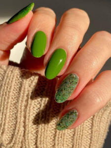 20+ Stunning Green Spring Nails for a Trendy Seasonal Look | Kbeauty ...